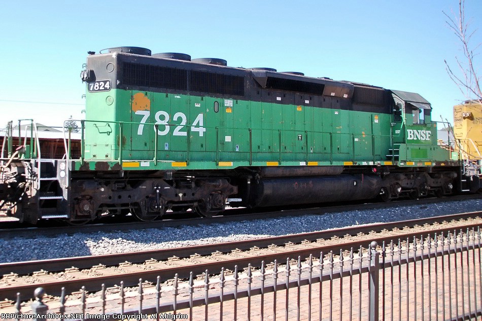 BNSF 7824